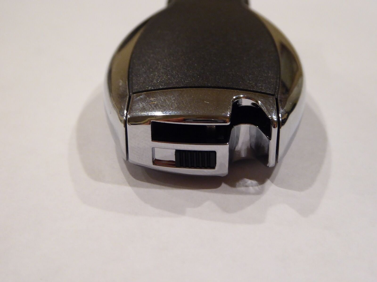 Mercedes-Benz OEM Key Fob – IYZDC07 4-Button Remote | Candylogistics.shop